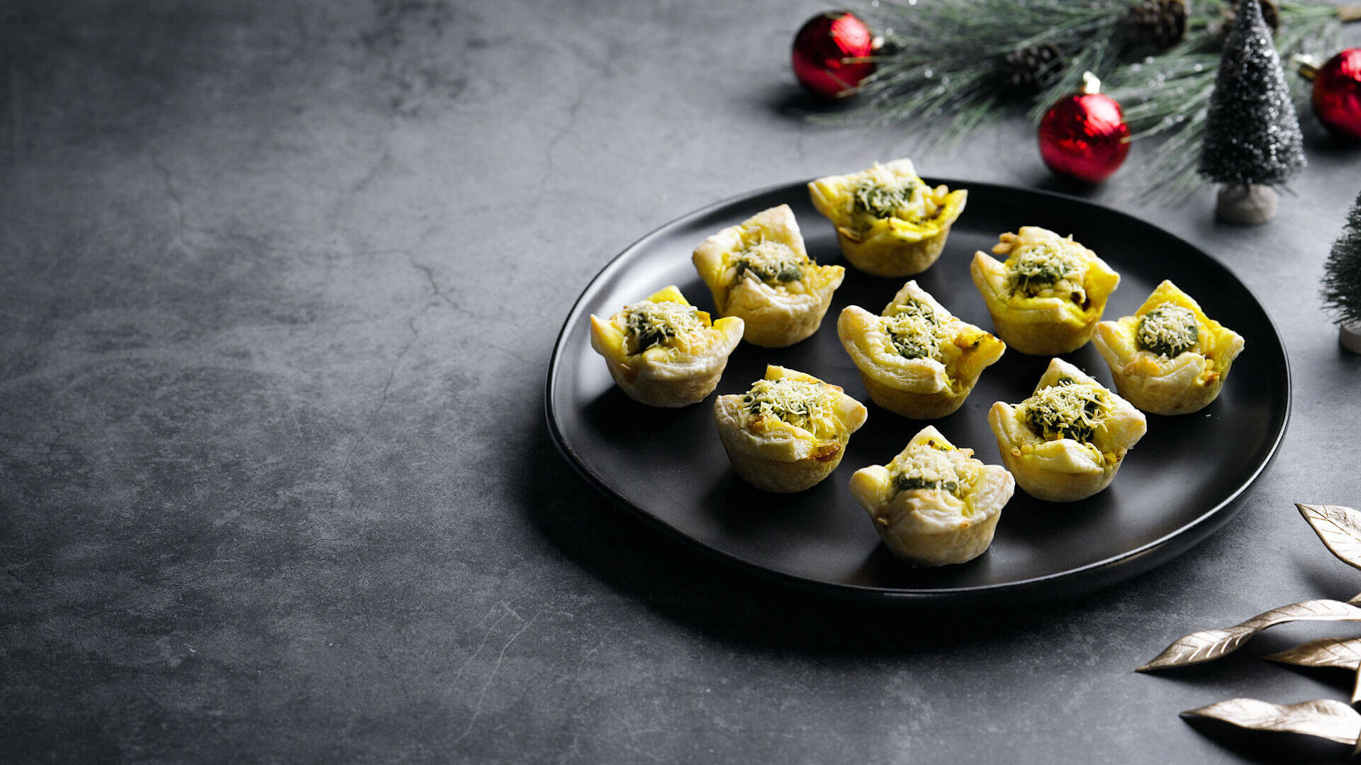 Bombay Masala Puff Pastry Bites | Indian Puff Pastry Recipe | Easy ...