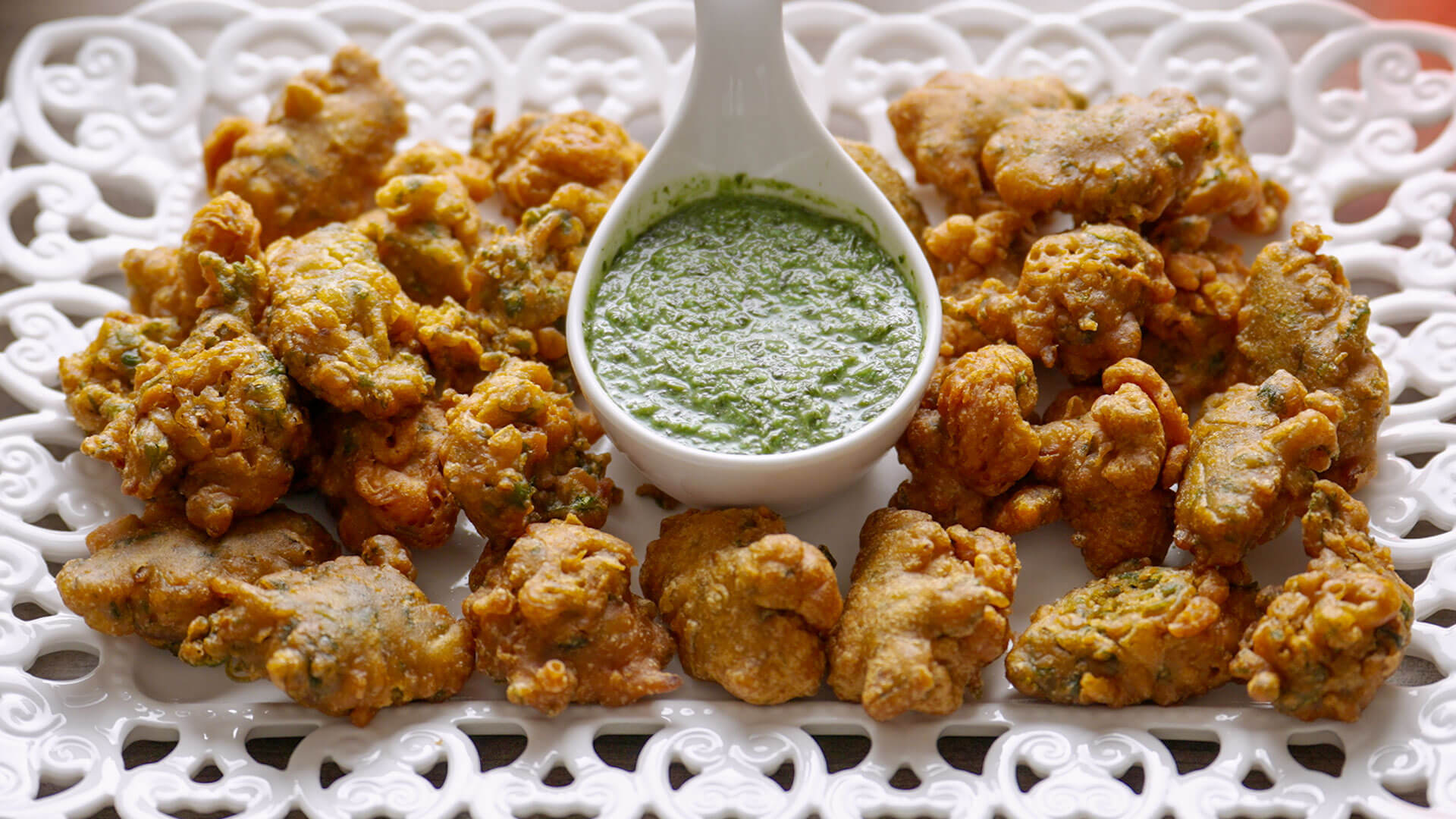 Crispy Chat Pate Pakora Recipe | Crunchy Vegan Fritters I Patel Brothers