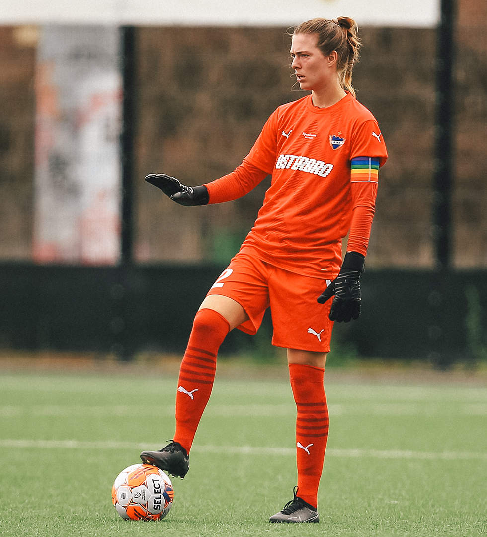 Signe Munk, Kvindeholdet - B.93