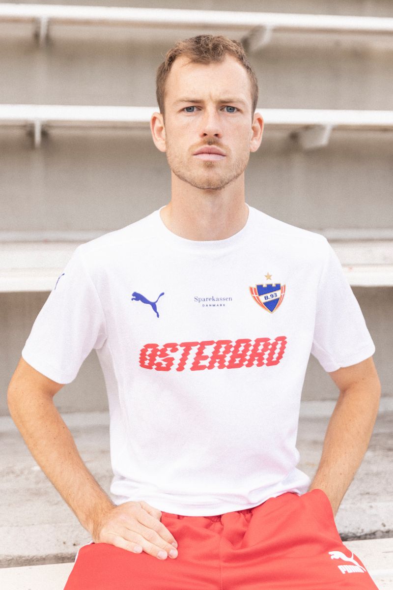 B.93 - officielt site for 1. Herresenior og 1. Kvindesenior