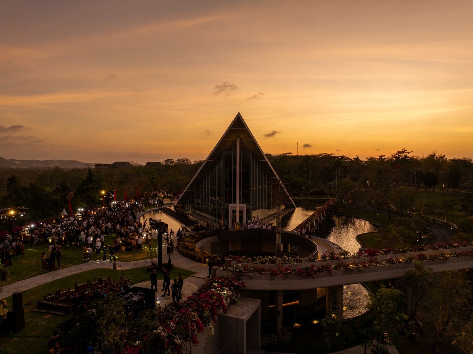 About Us | SAKA Museum