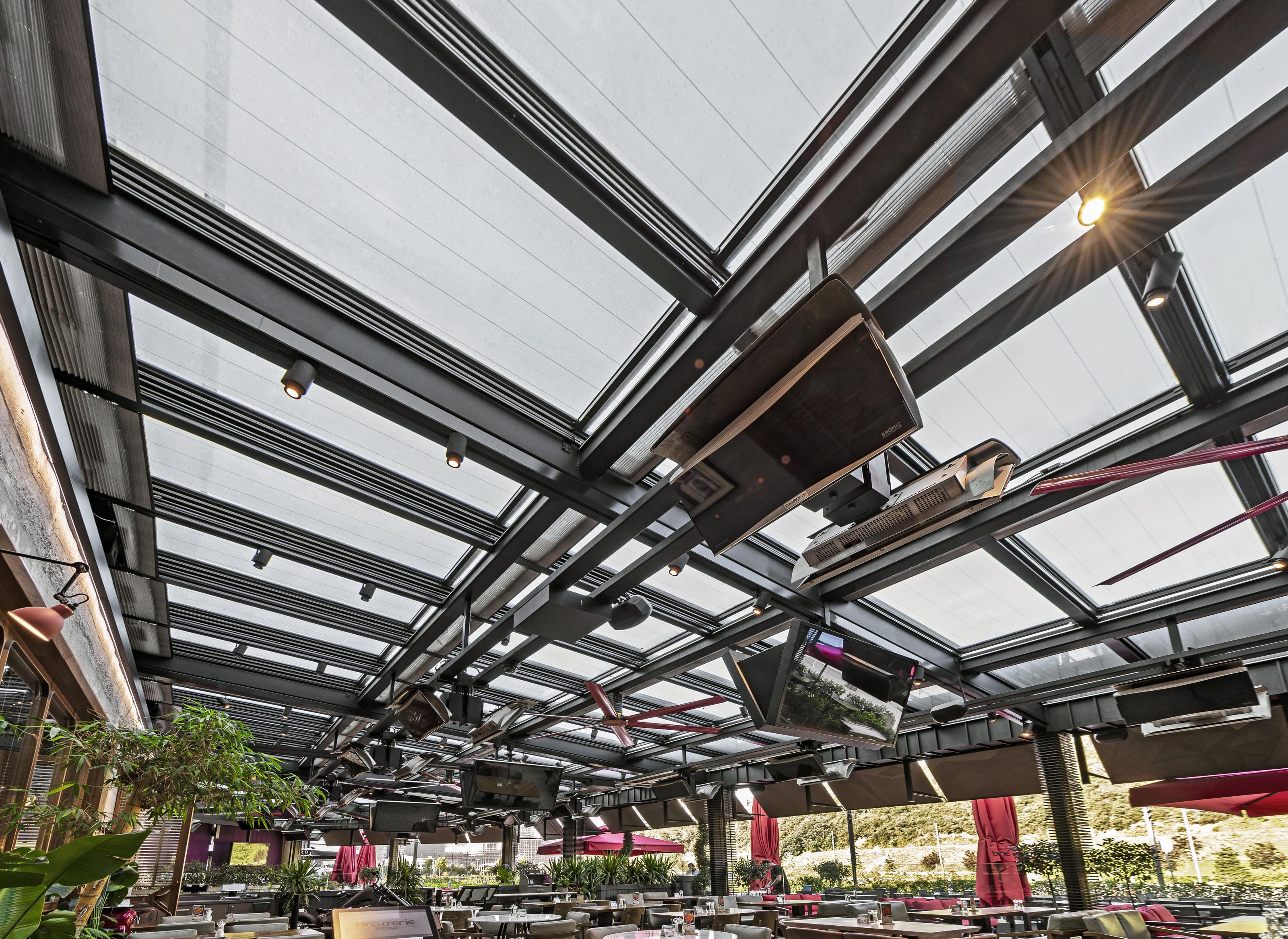 Retractable System Sollution & Architecture Office