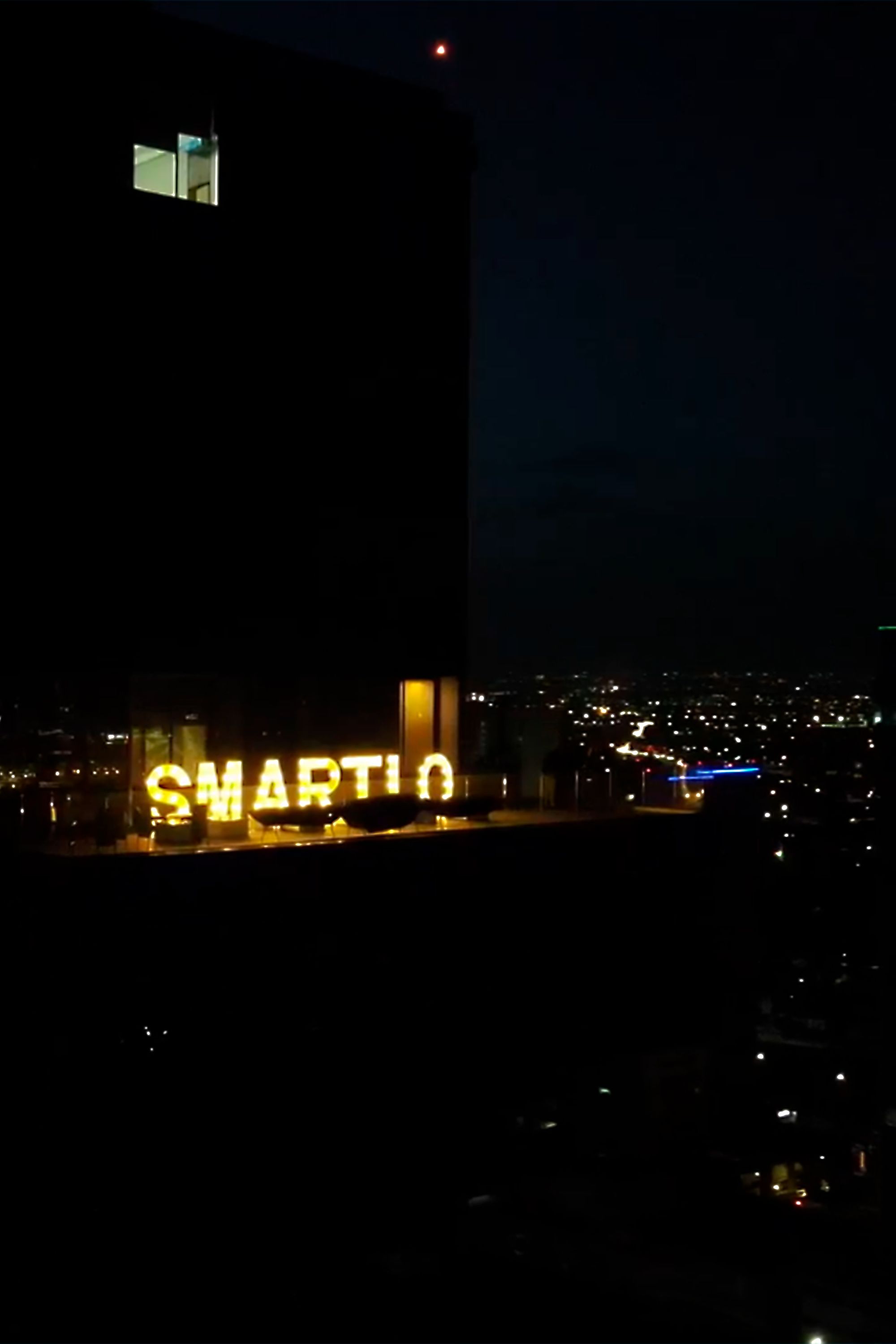 SMARTLO - Logística inteligente, soluciones inteligentes.