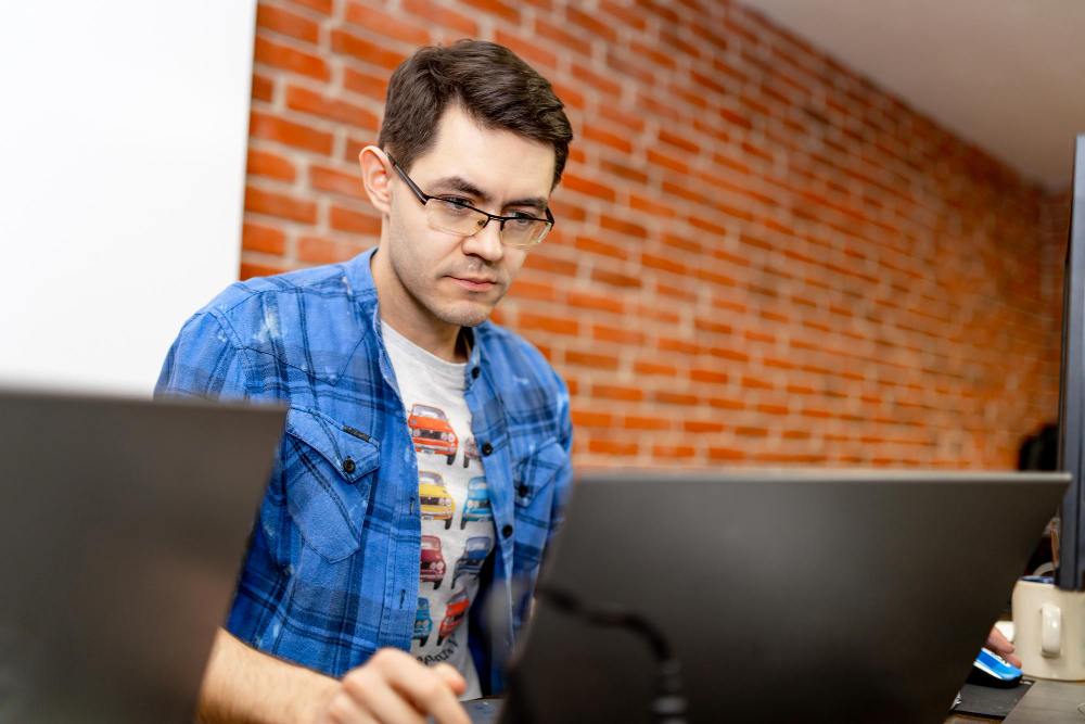 Kako sastaviti sjajan životopis za posao Kompjuterskog programera ...