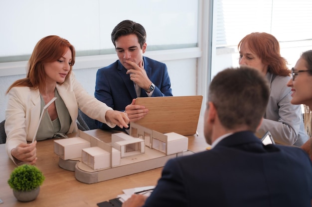 Kako napisati uspješan životopis za Agenta za nekretnine: korisni ...