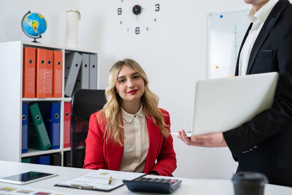 Kako napisati efektivan životopis za poziciju Izvršitelja računa: Vodič ...