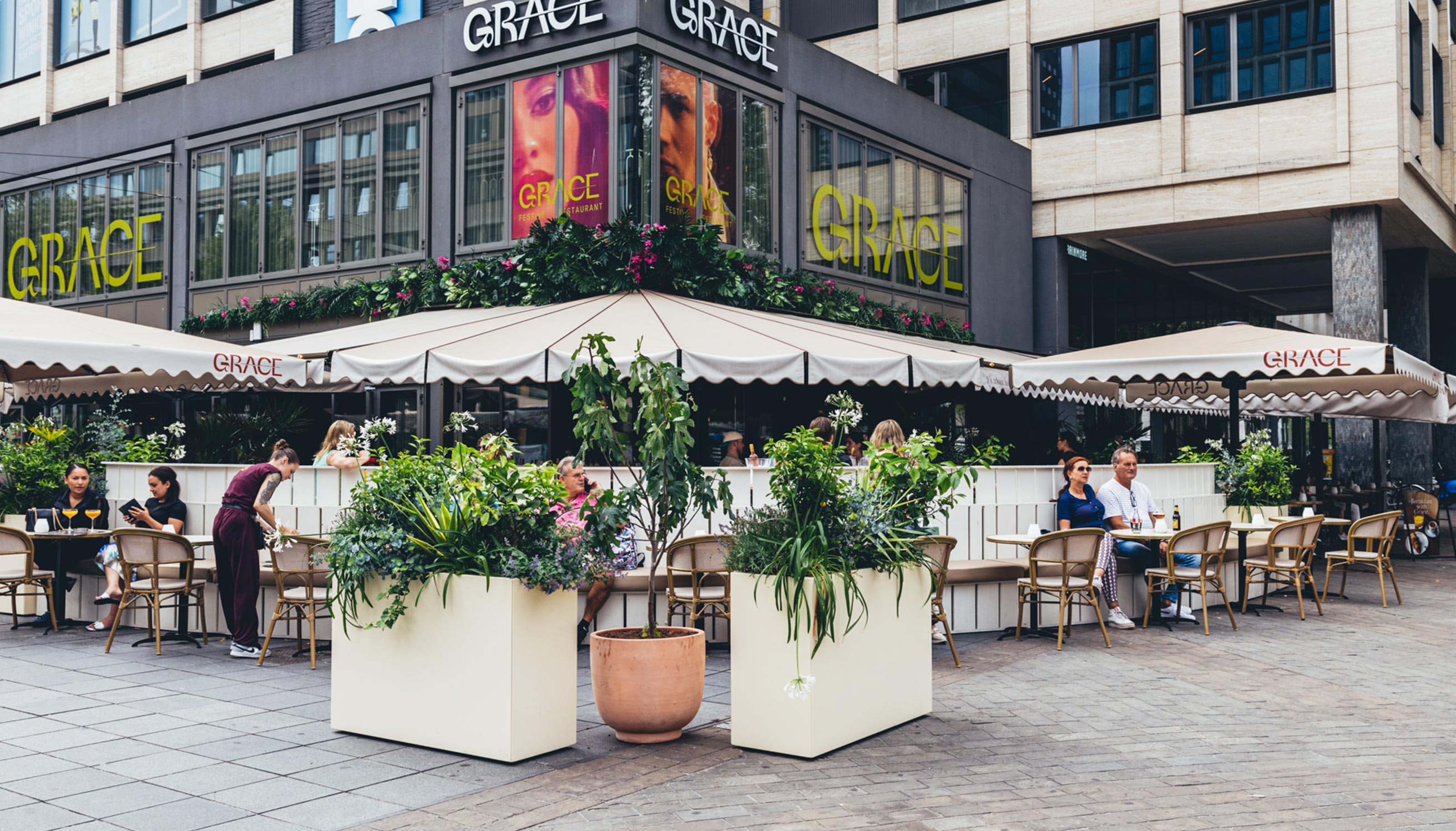 Festive Restaurant Grace | Rotterdam | Bekijk hier ons design en ...