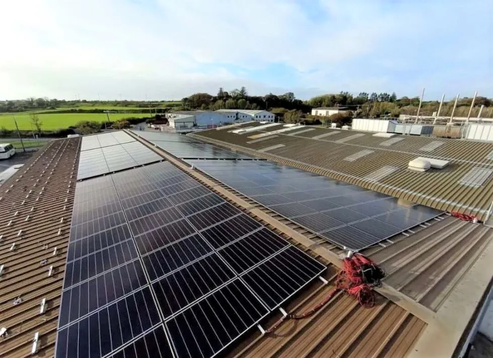 Commercial Solar PV Panels - Green Energy for Businesses