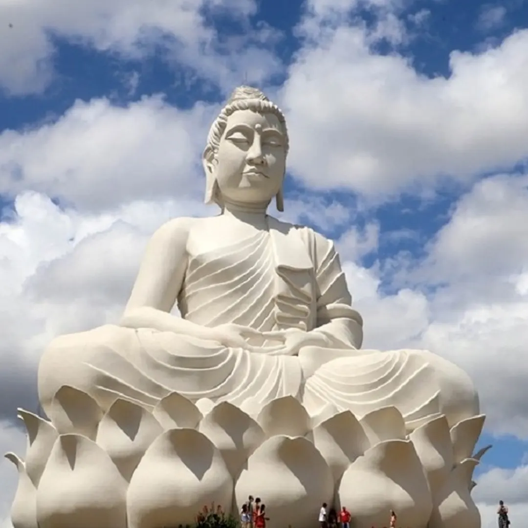 Conheça quatro das maiores estátuas do mundo - Mundo | Diário da Capital