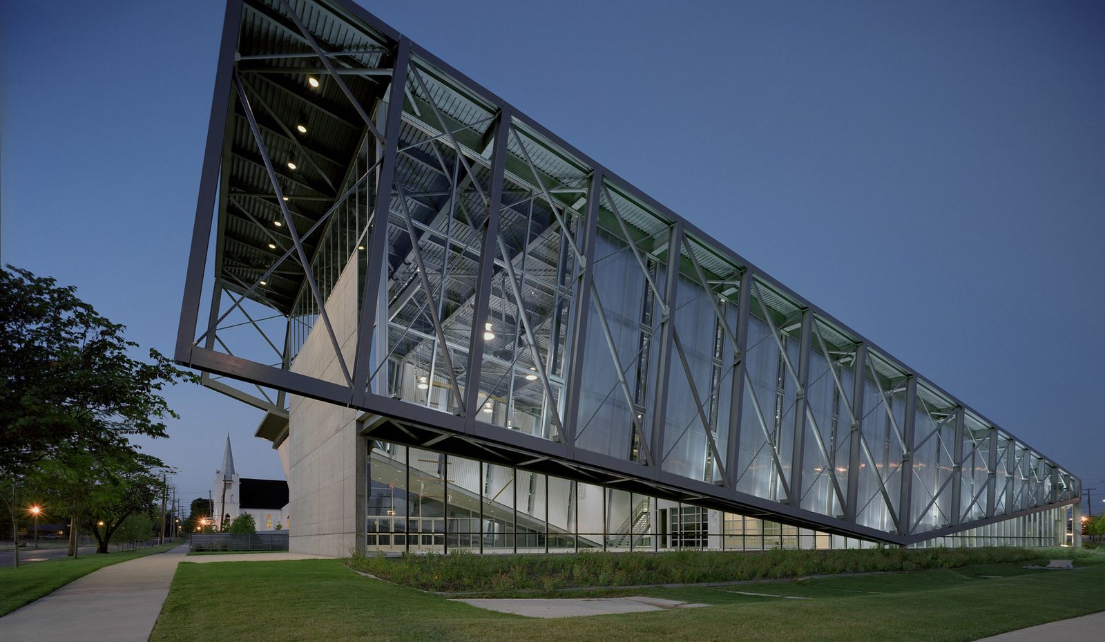 The Jim Boyd Bridges Center | BRIDGES USA