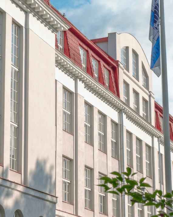 eKool - Empowering Education with Innovative Solutions