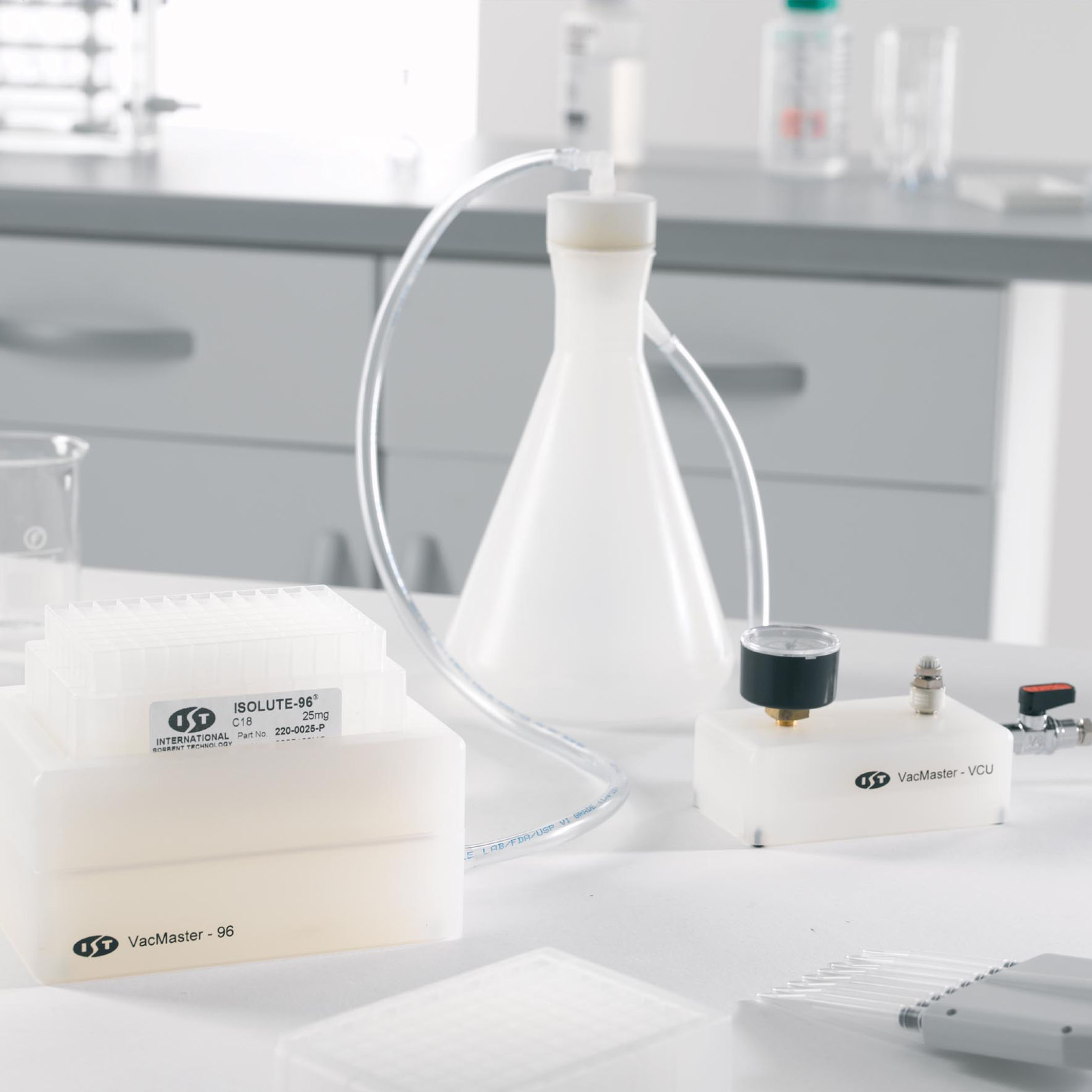 Biotage VacMaster 96 Vakum SPE Ünitesi | Terralab