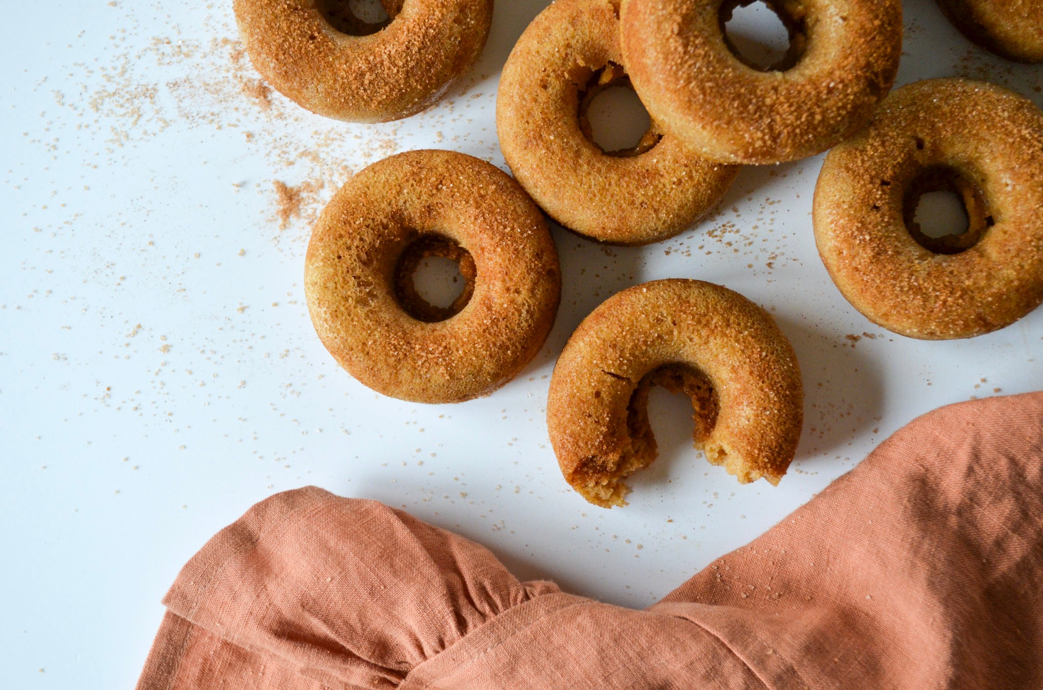 Beignes aux épices cuits au four | Mouvement Olive