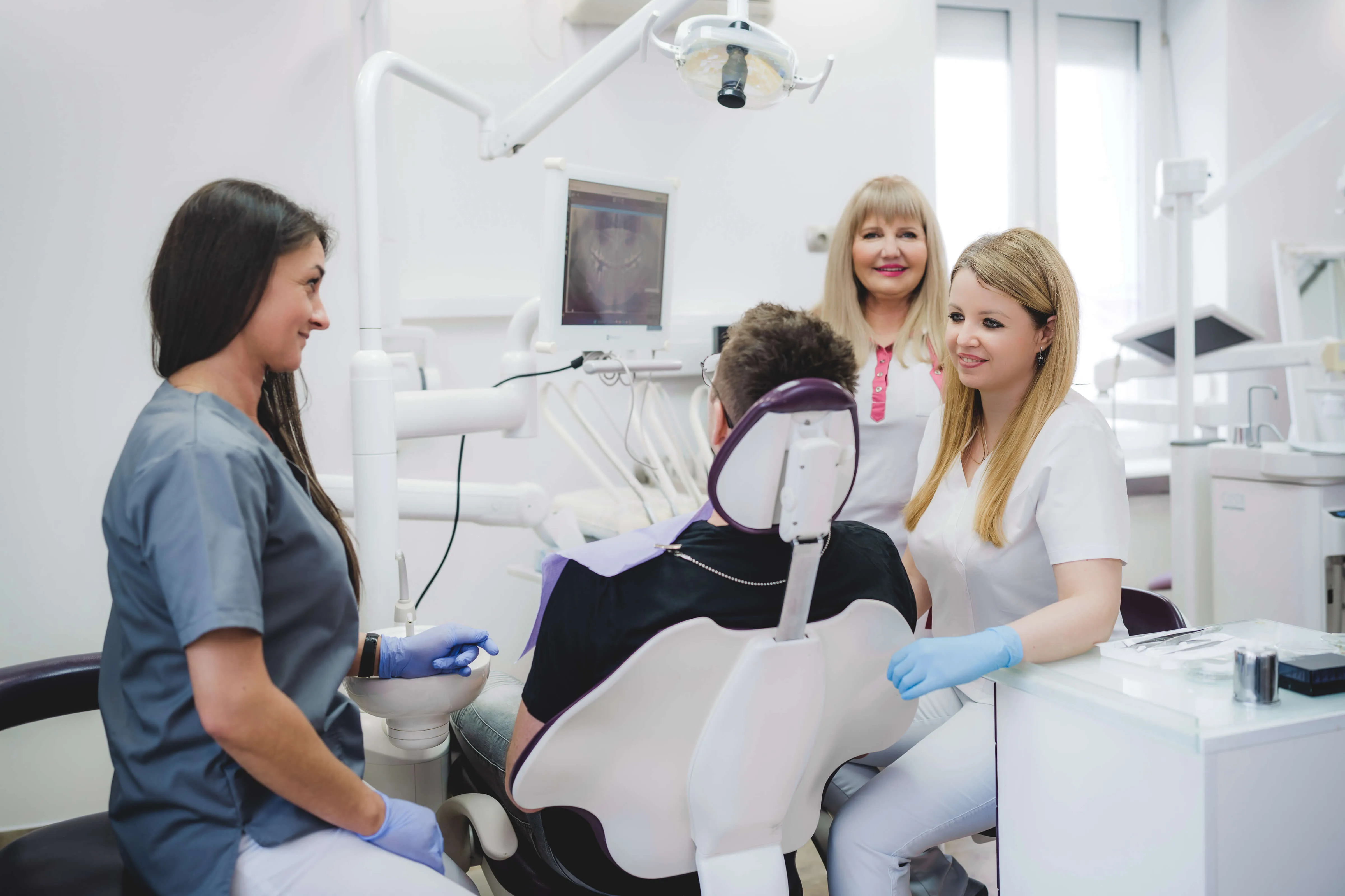 Implanty zębów | Center-Dent | Dentysta Koszalin