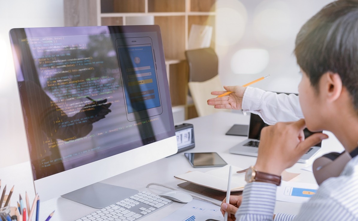 NCR Atleos | Insights | Defining the digital-first strategy for FIs
