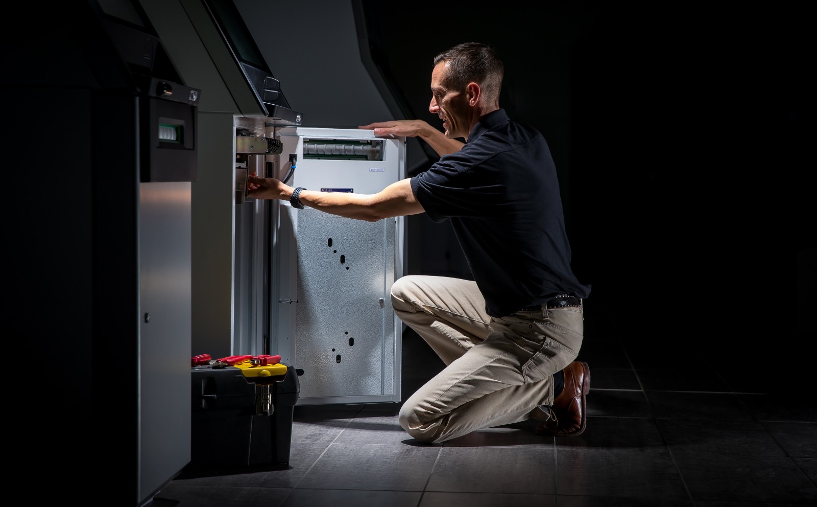 NCR Atleos | Insights | Help your banking staff handle basic first line ...