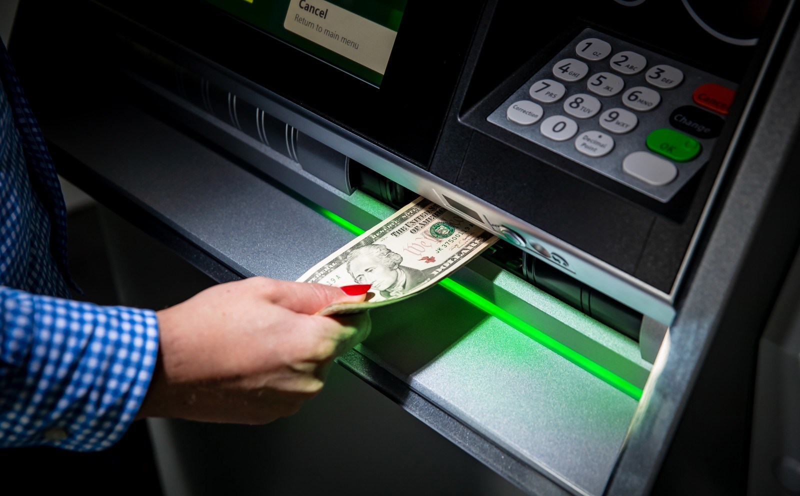 NCR Atleos | Insights | Some best practices for handling cash during a ...