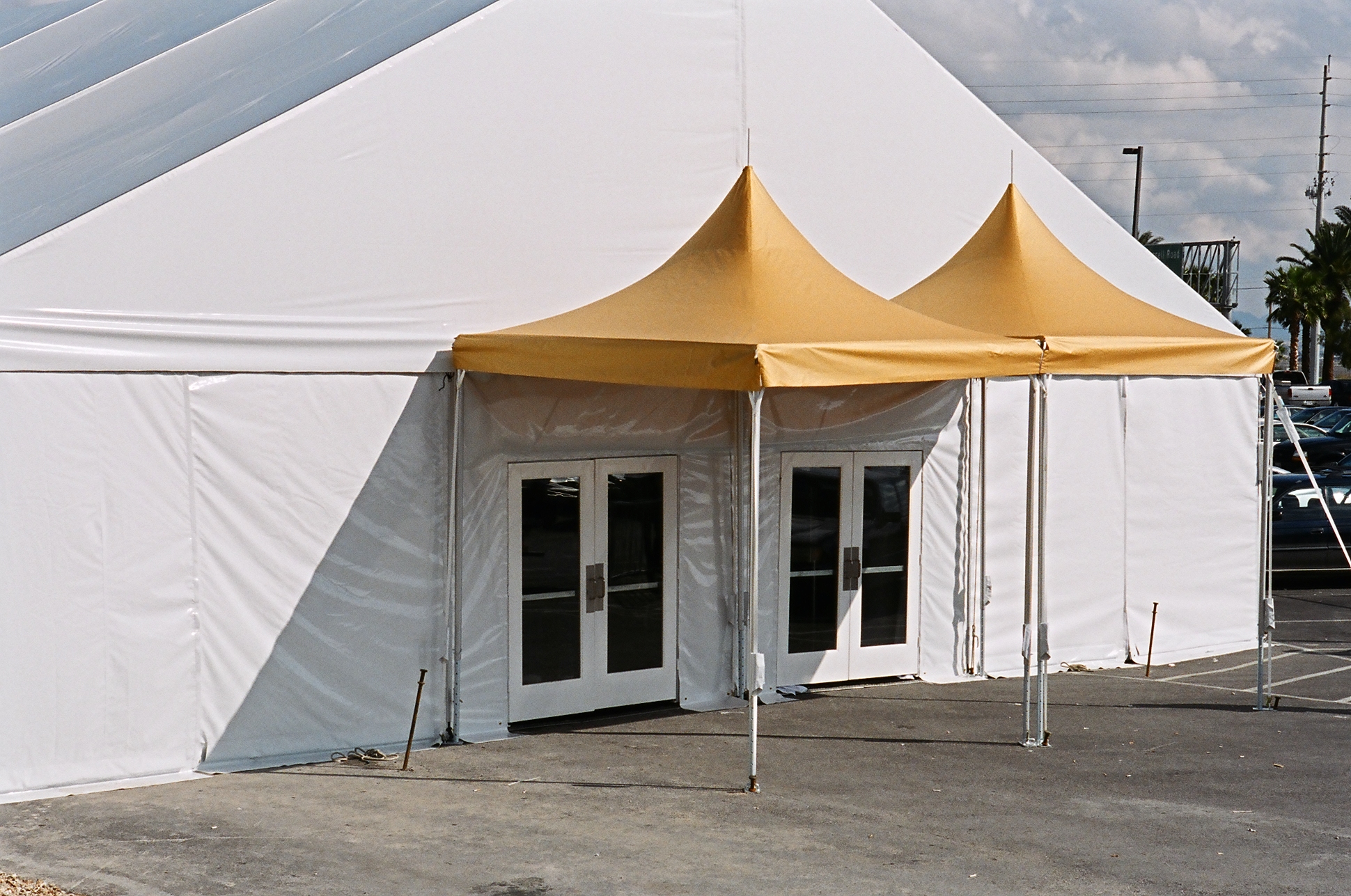 Versatile Tent Sidewalls for All Occasions - Olympic Tent