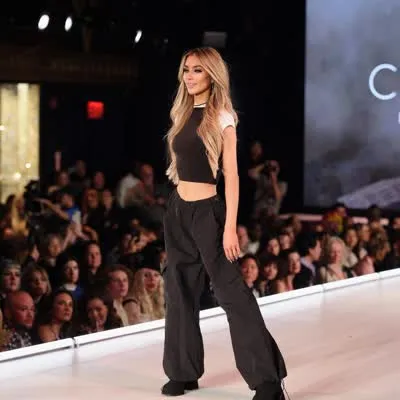 Collabhouse | Discover, collab, grow together