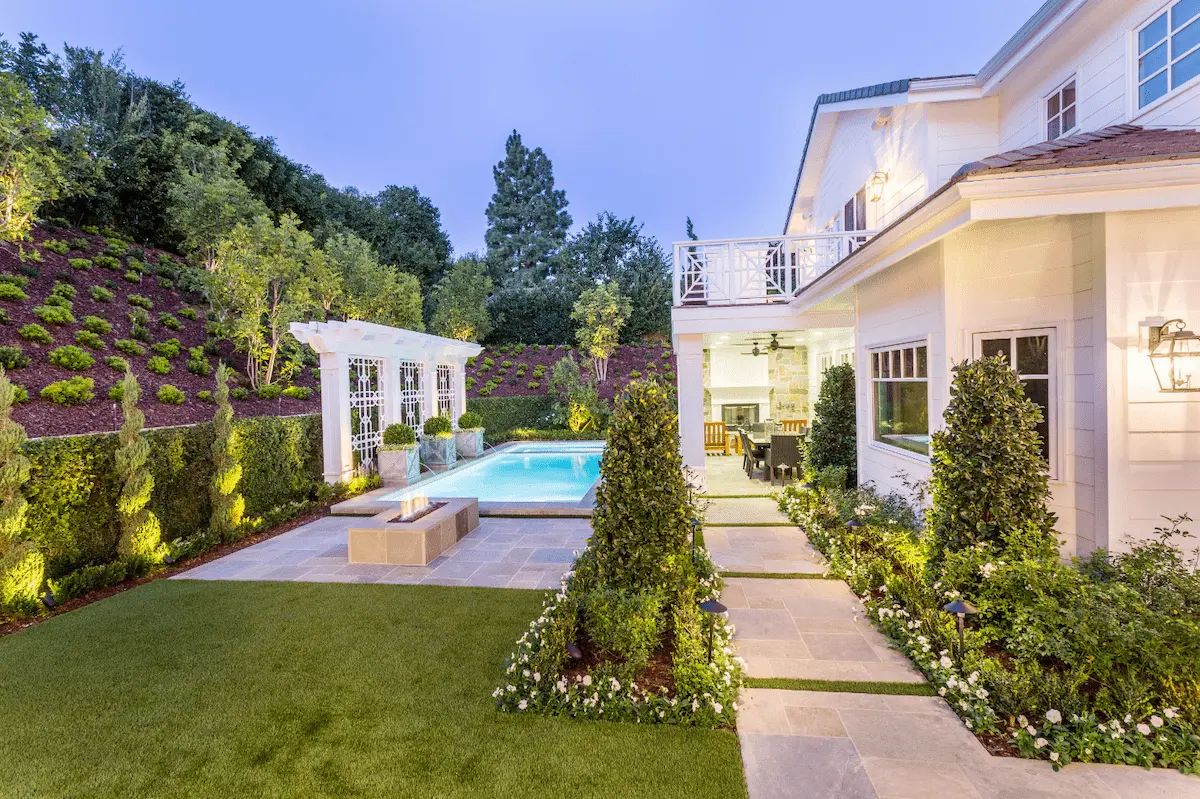 Richard Lusk: Premier Landscapes, Pools and Construction