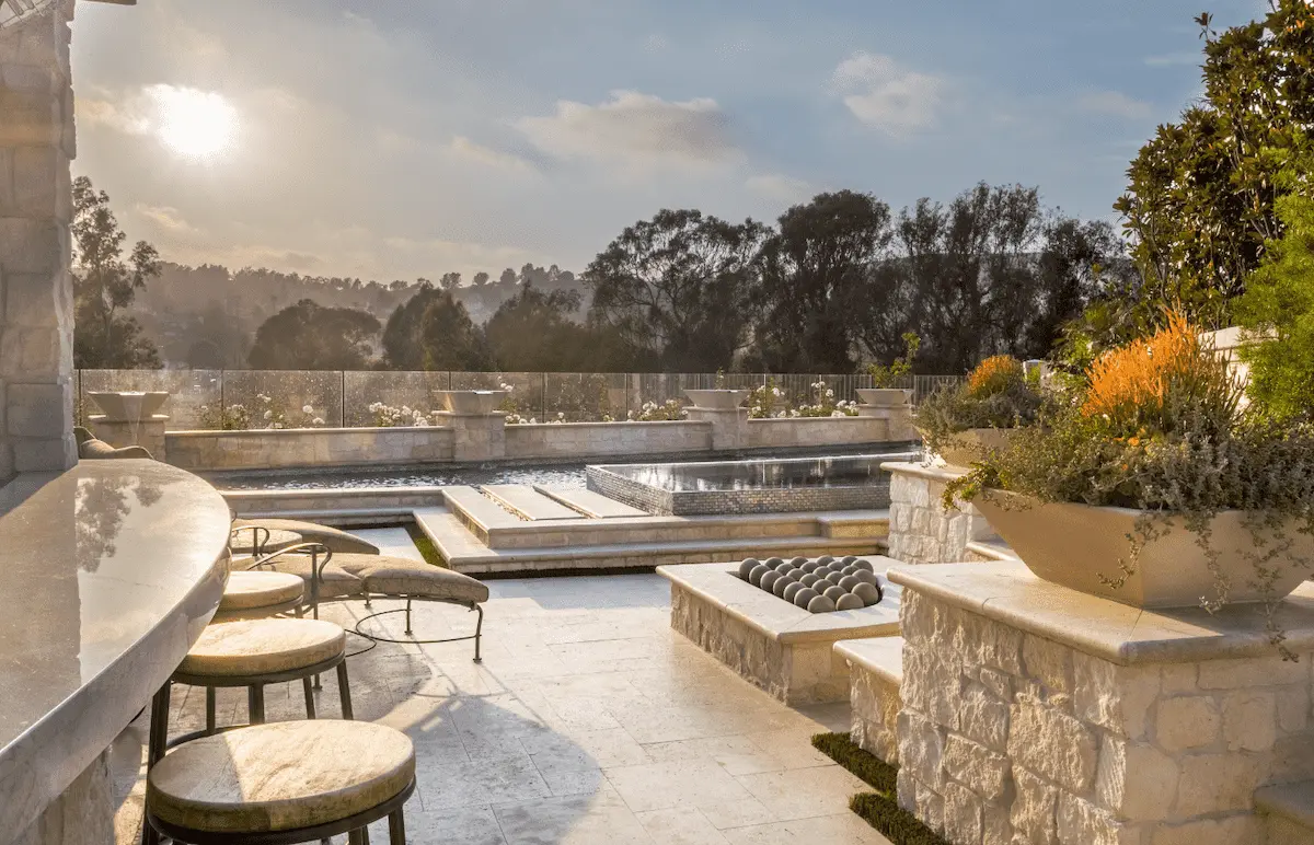 Richard Lusk: Premier Landscapes, Pools and Construction