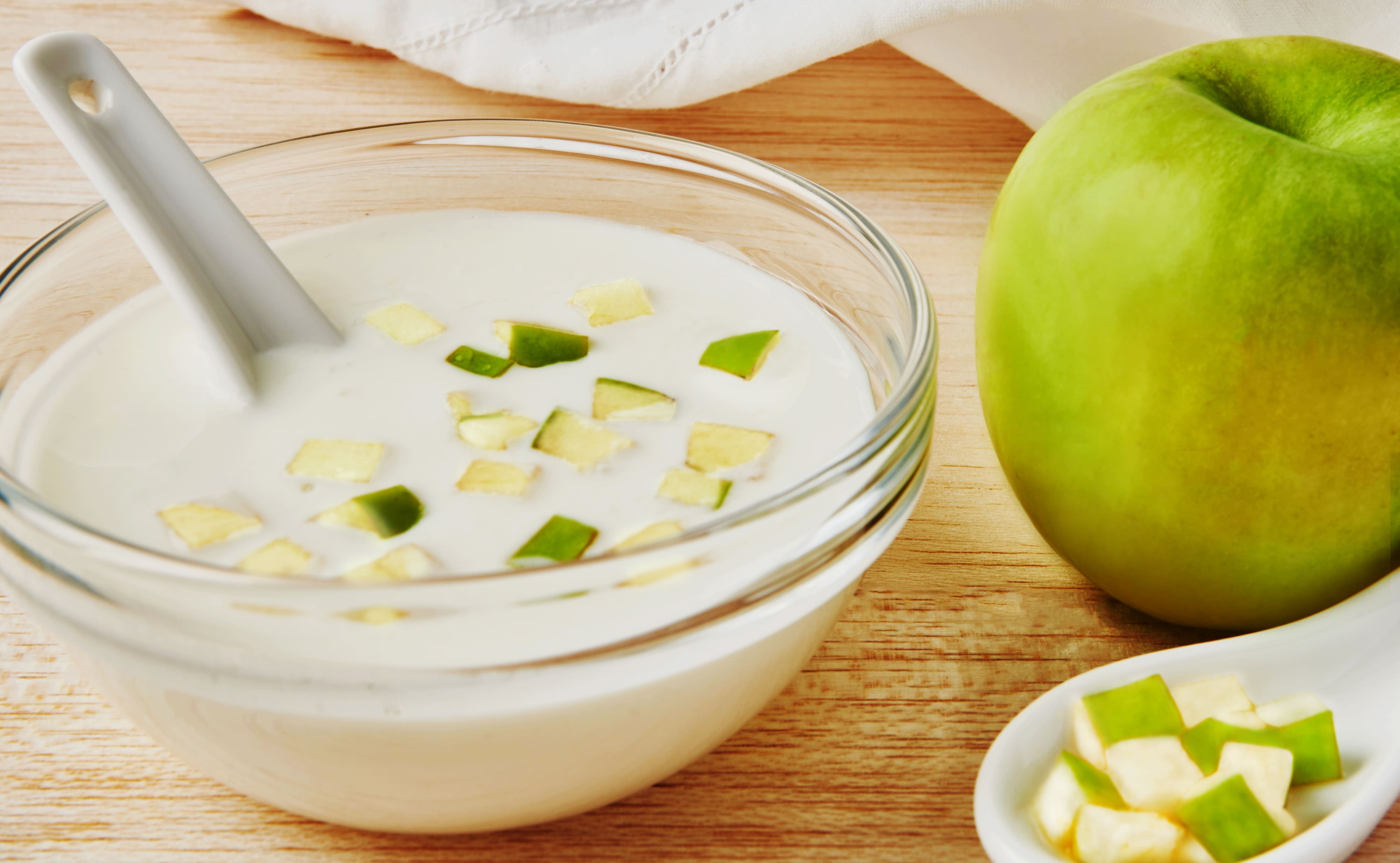 kukin | Yogurt natural casero con manzana