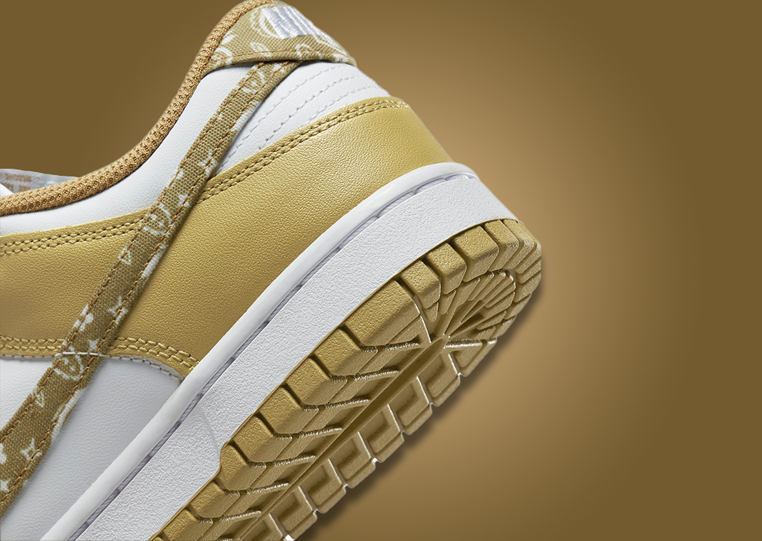 Two More Nike Dunks Join The Paisley Pack - Sneaker News