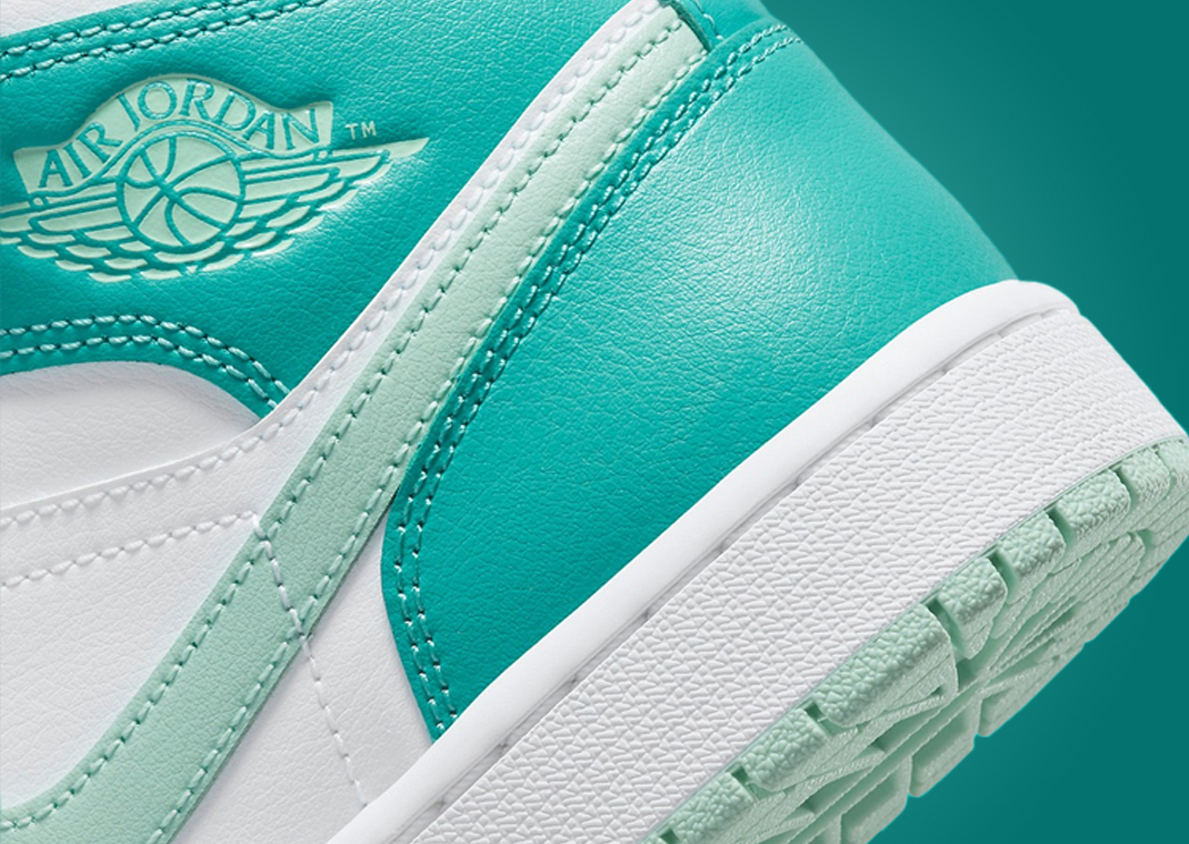 Washed Teal Makes It To This Air Jordan 1 Mid - Sneaker News