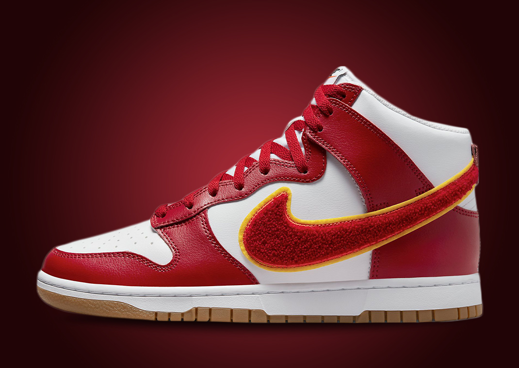 Gym Red Lands On This Nike Dunk High Chenille Swoosh - Sneaker News