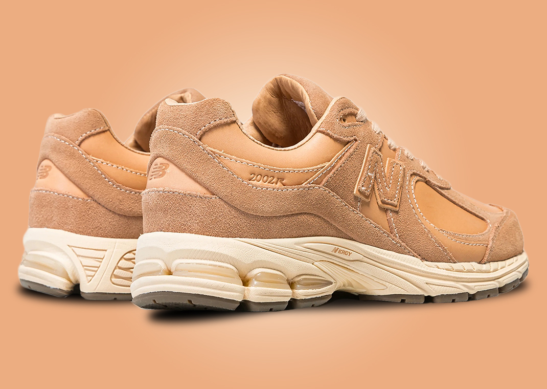 New Balance's 2002R Toast Is As Buttery As It Gets - Sneaker News