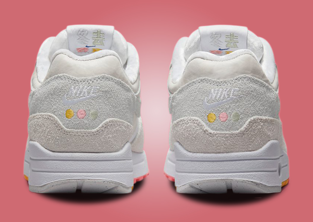 Nike Adds A Pom Pom Hangtag To This Women’s Exclusive Air Max 1 ...