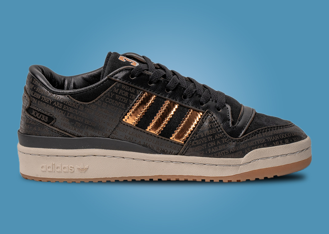 Kareem Abdul Jabbar Gets Honored Through An Ultra-Limited Pack Of ...