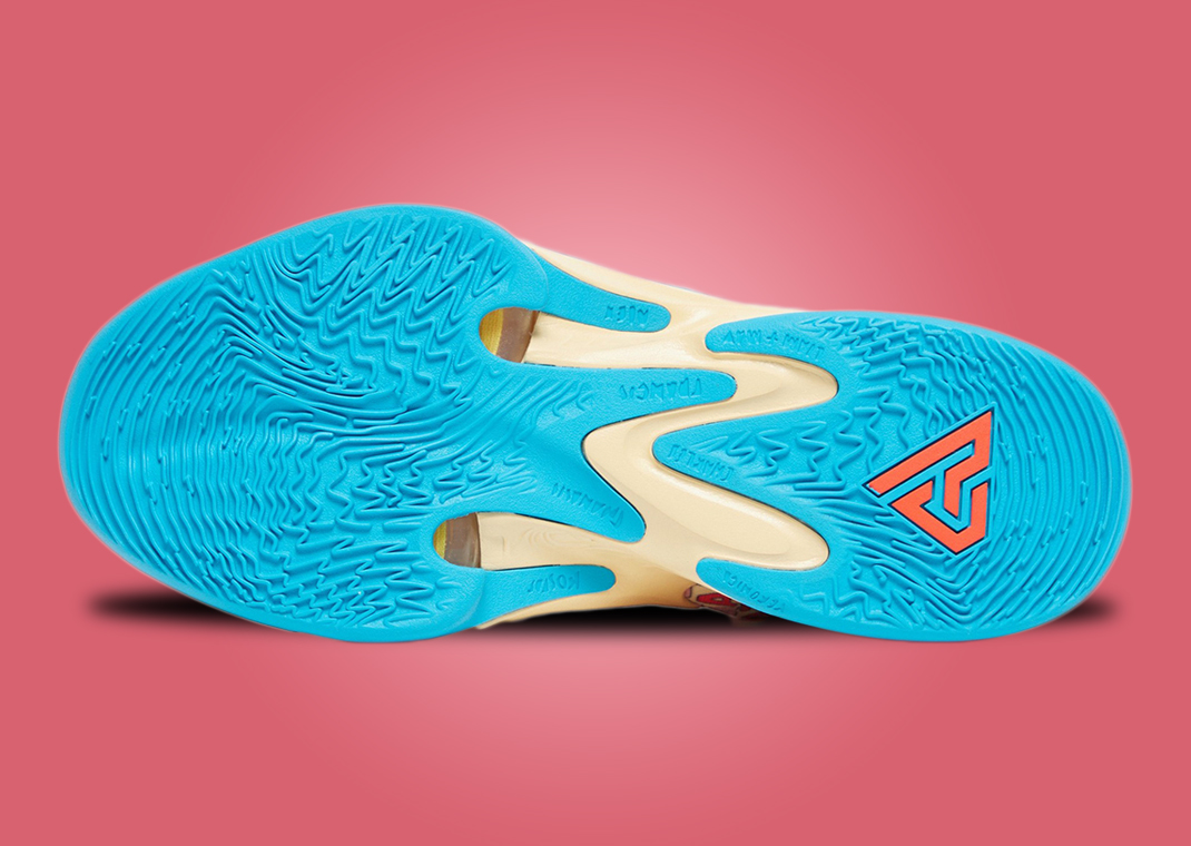 Giannis Antetokounmpo’s Nike Zoom Freak 4 Gets Covered In Letters ...