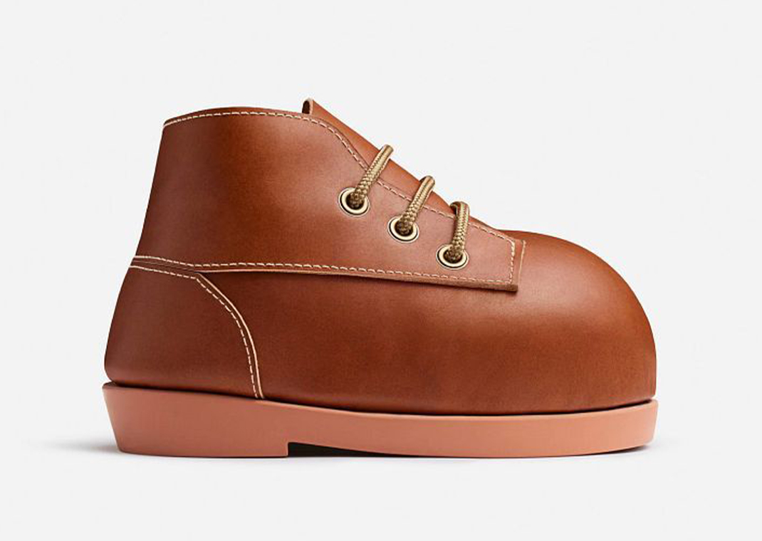 Red Wing Shoes Crafts A Pair Of Boots To Commemorate The Super Mario ...