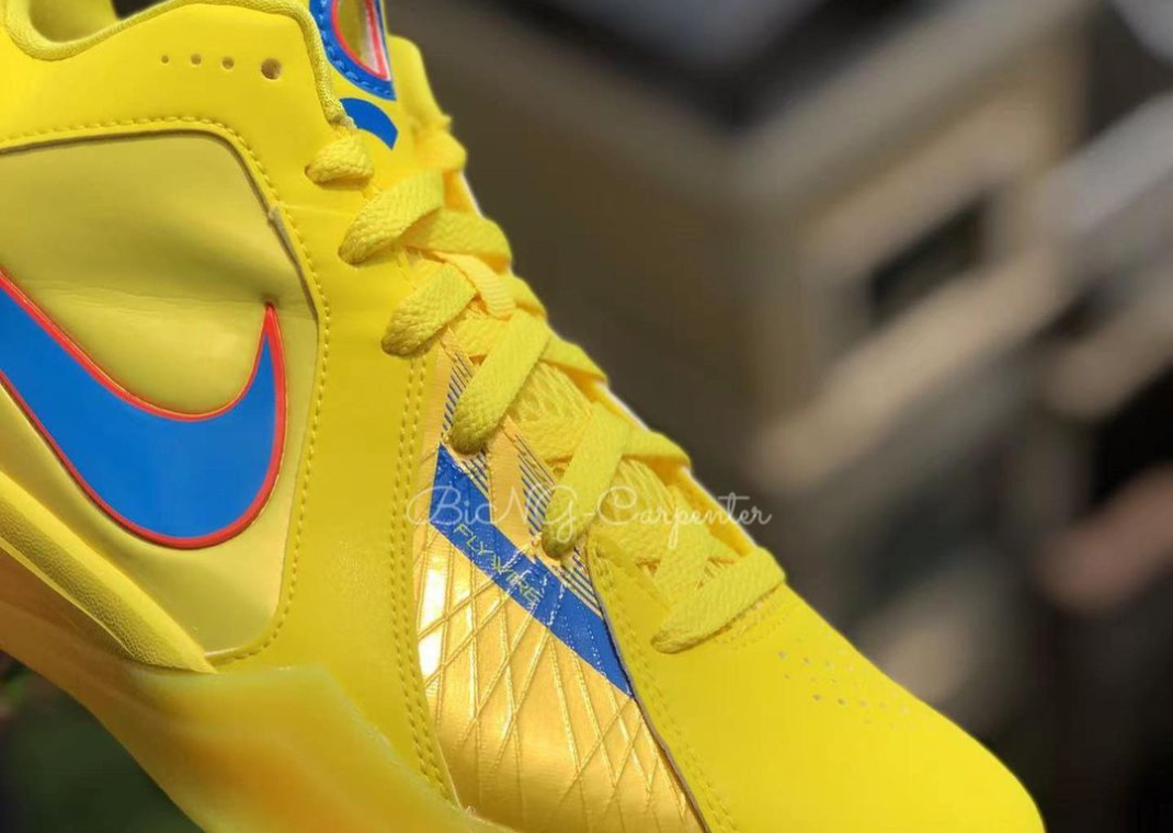 The Nike KD 3 Christmas Returns December 2023 - Sneaker News