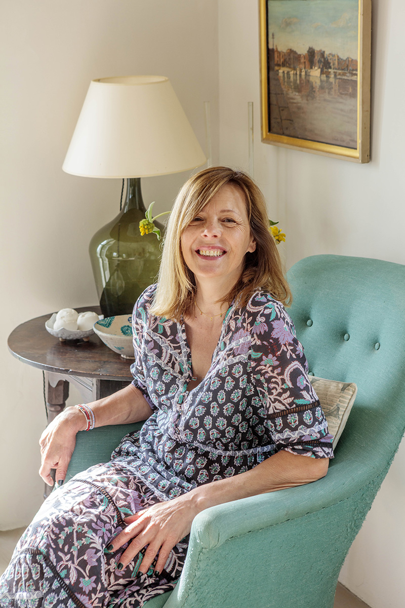 Annette Warren - Freelance writer/stylist gardens + interiors