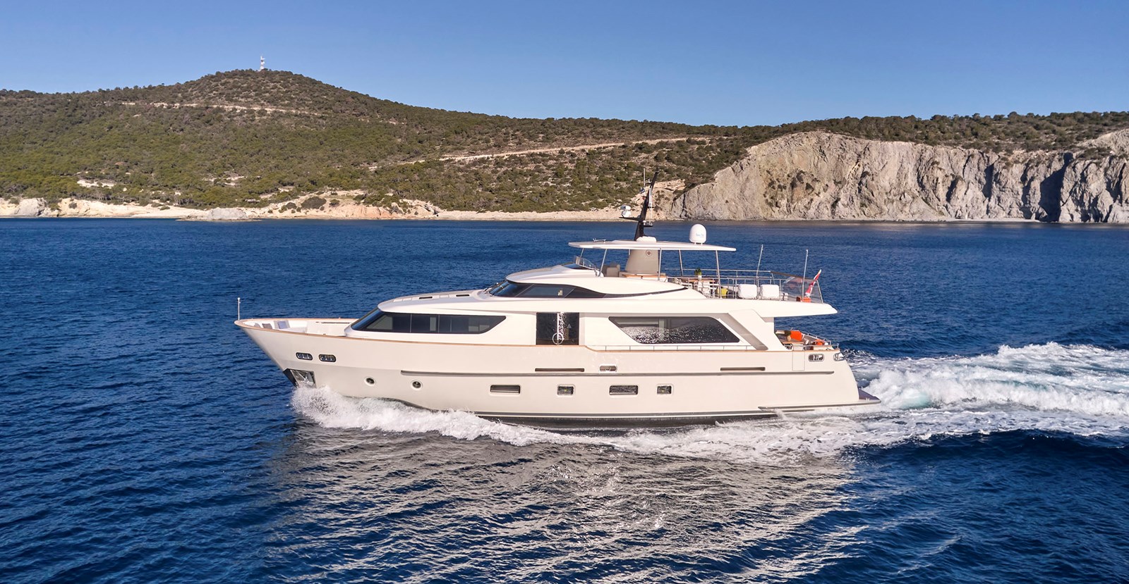 FLOR | Barton Yachts