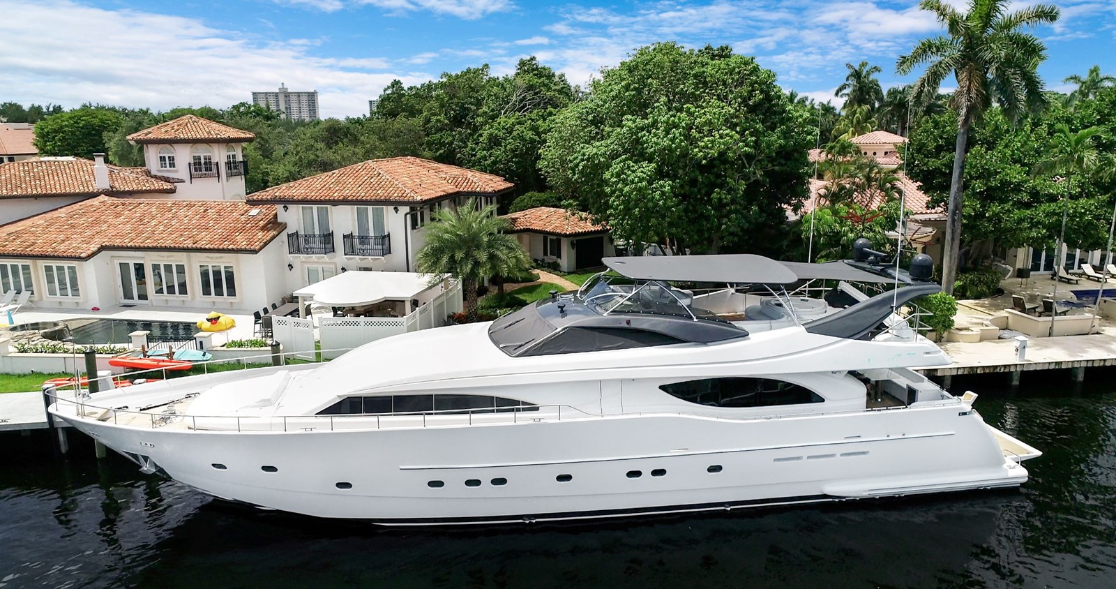 EL LADRILLO III | Barton Yachts