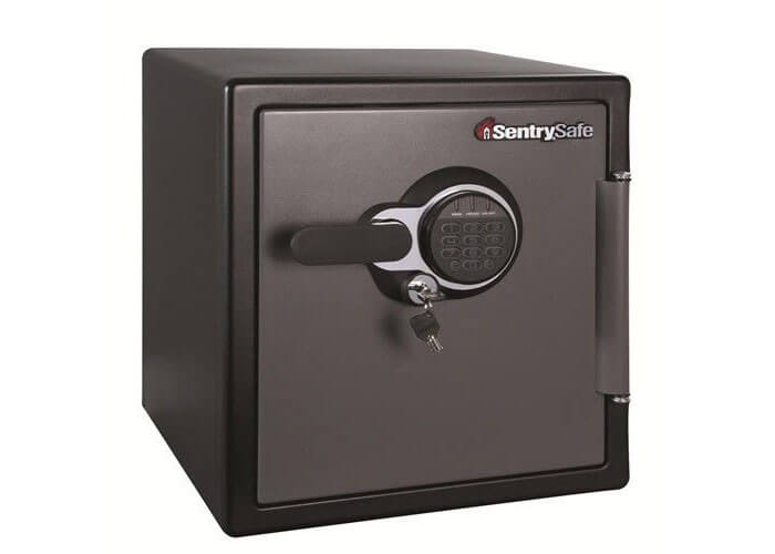 SentrySafe - SFW123GTC - Digital fire & water proof Safe | SFW123GTC ...