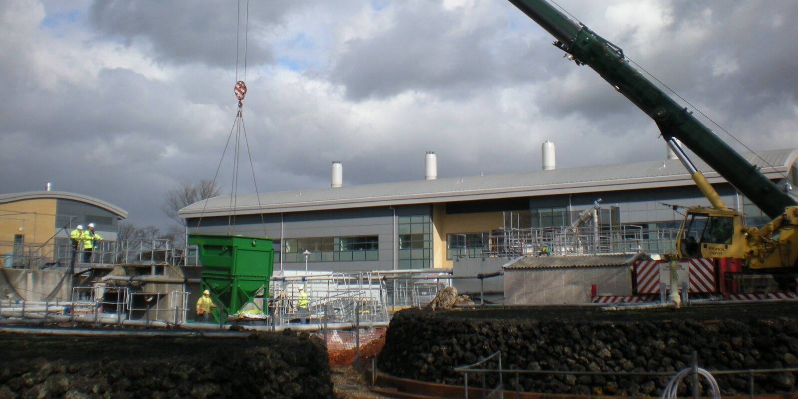 Water and Wastewater Treatment Plant Design and Construction