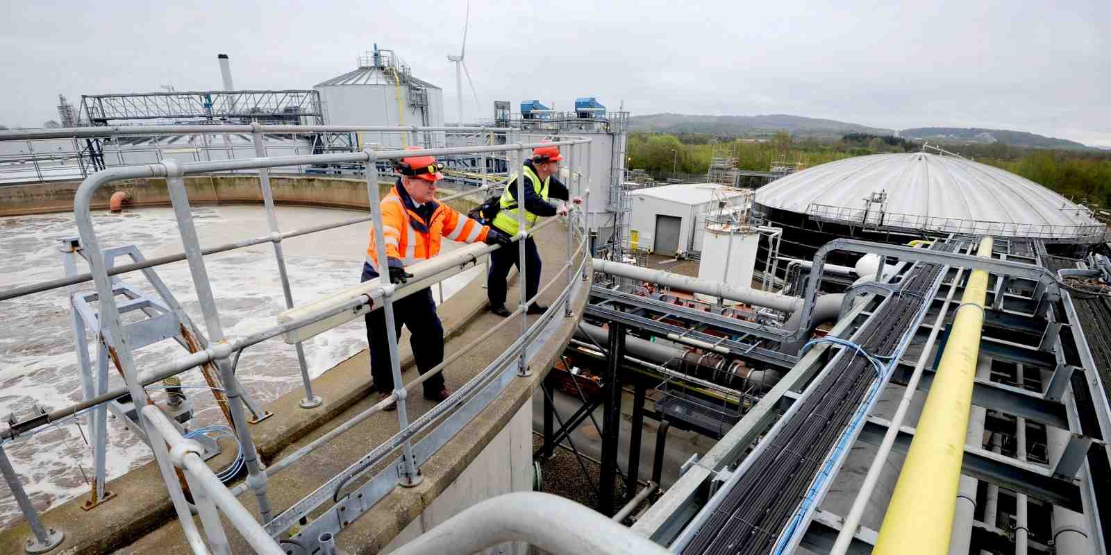 How to choose a water or wastewater management company