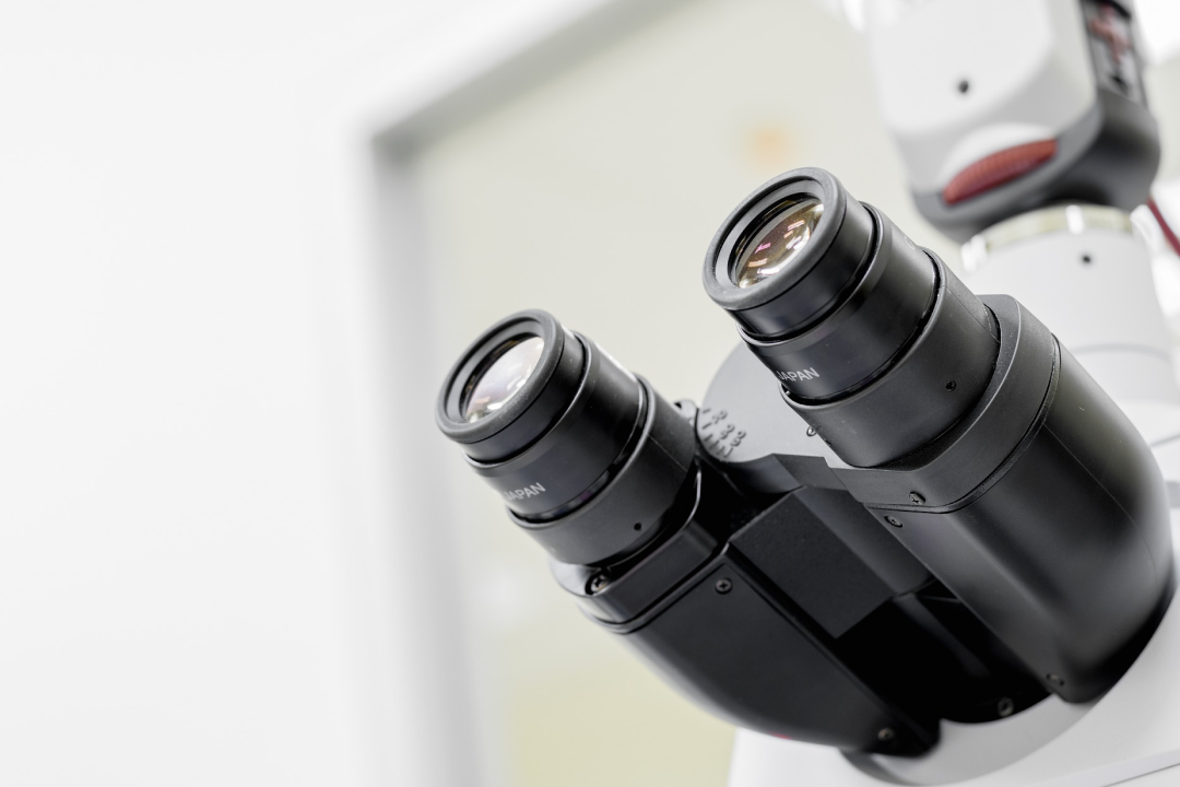 A Importância dos Reagentes na Indústria Química: Um Guia Completo