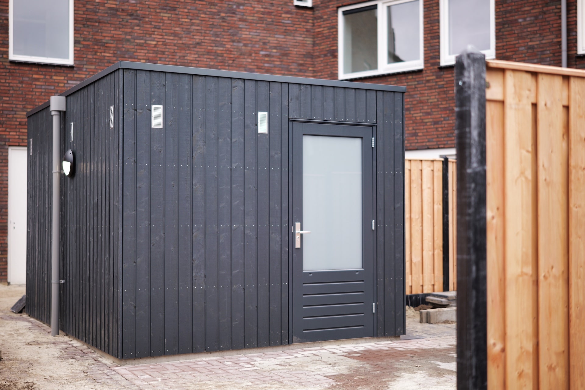 FramePlus | Dé specialist in prefab bergingen