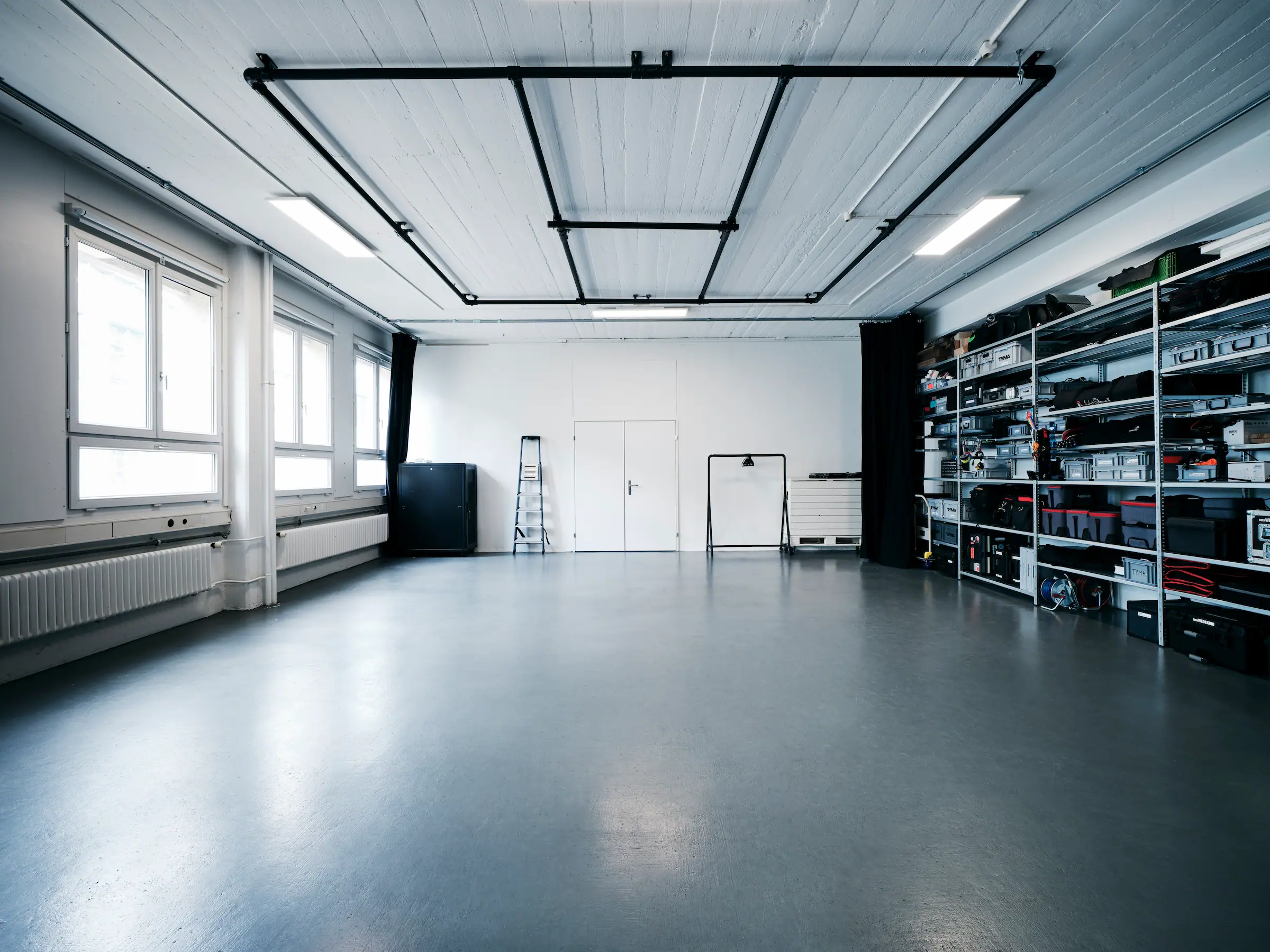 studio104 – foto and film studio in Zurich