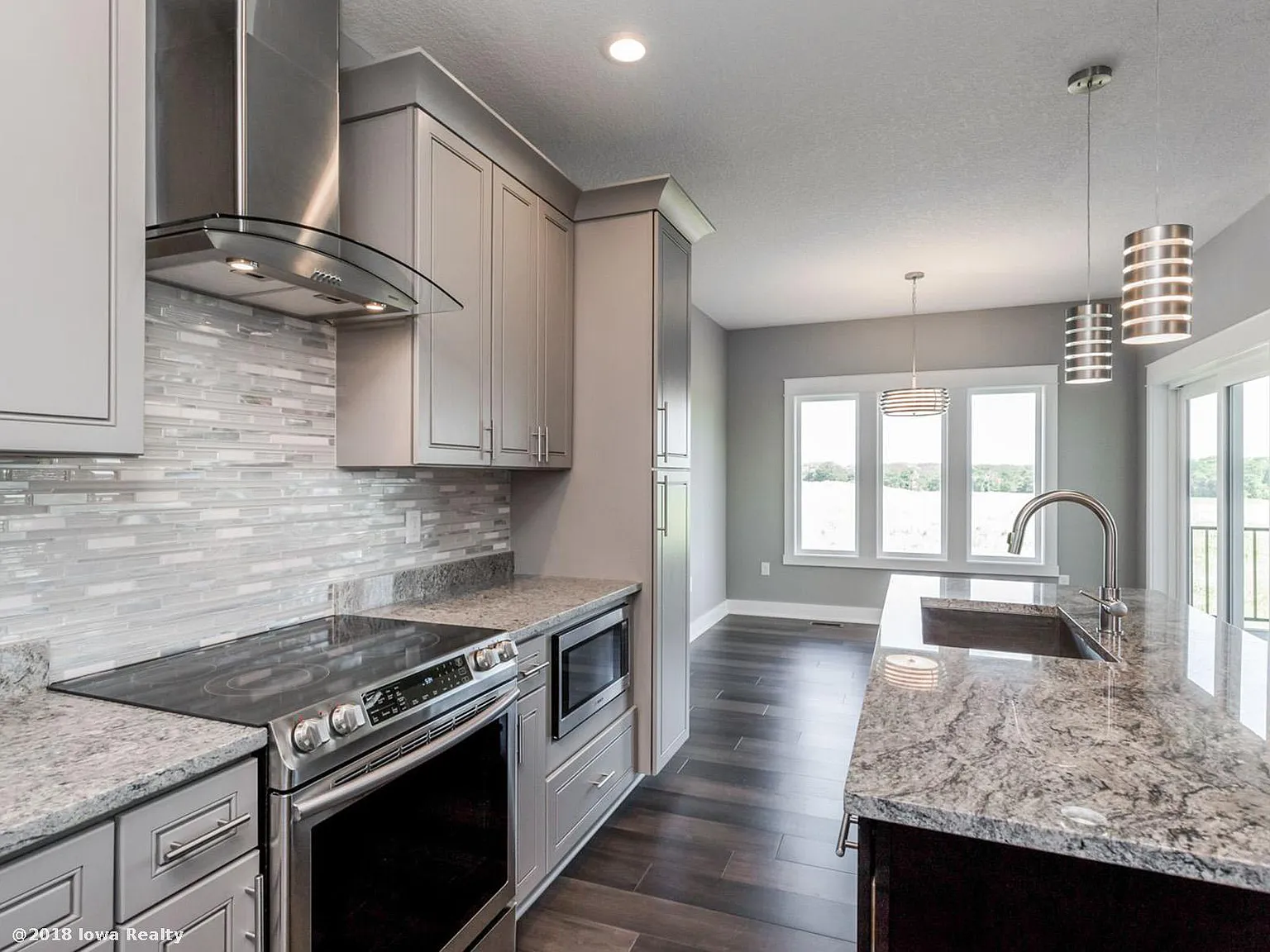 Recent Custom Home Projects in Des Moines | MIR Homes Inc