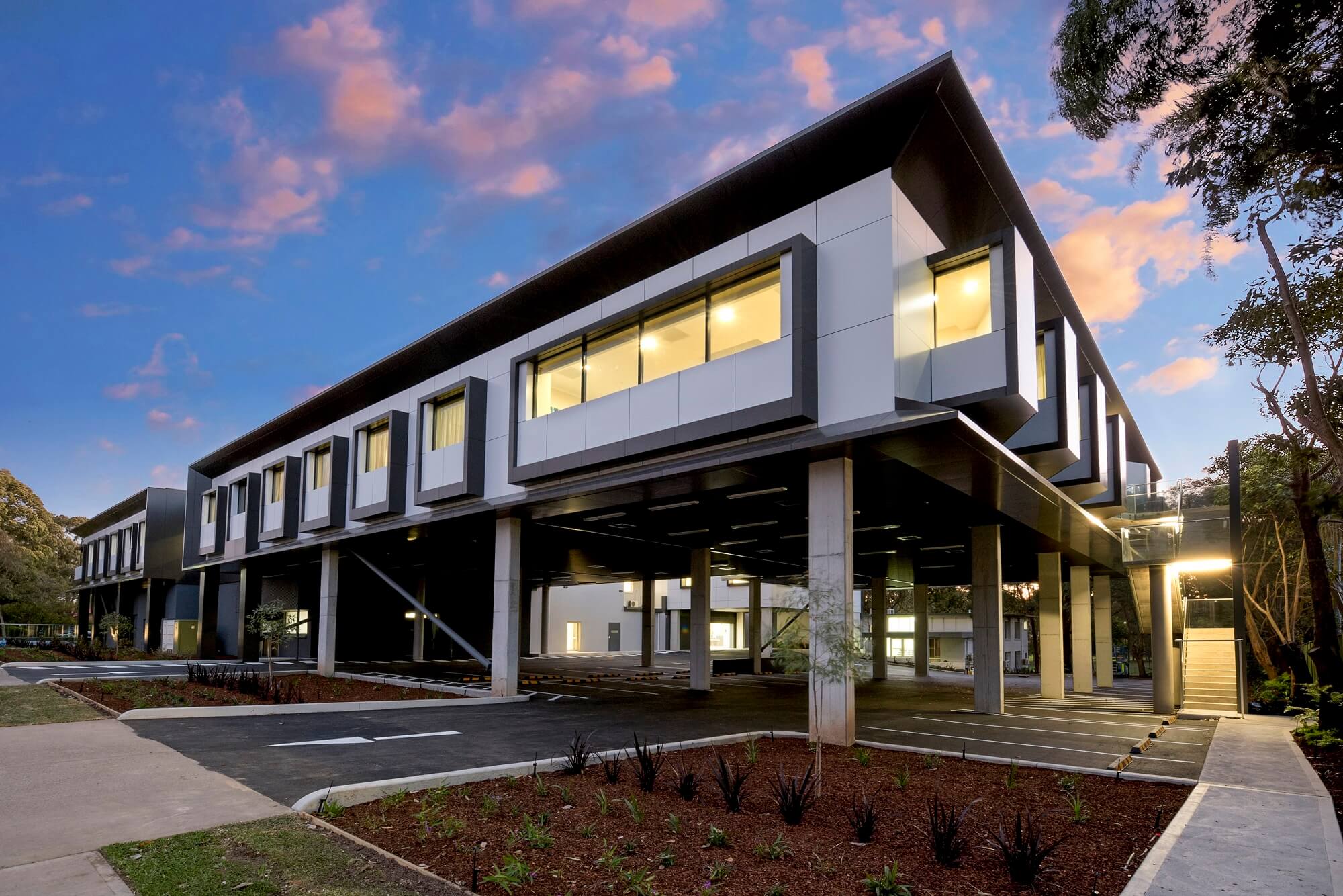 Northside West Clinic - Erilyan