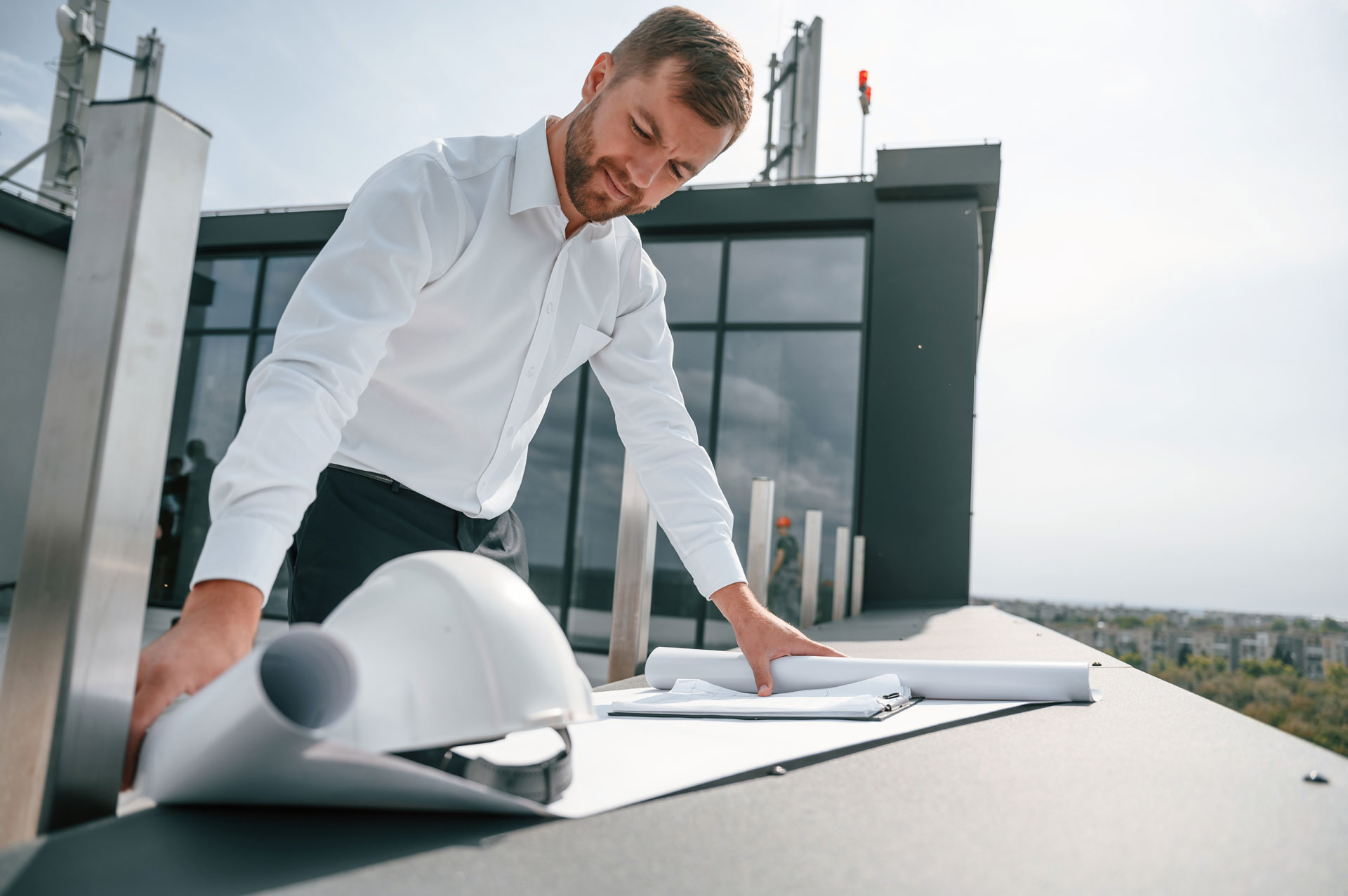 Building Success: Key Skills for Project Management in Construction