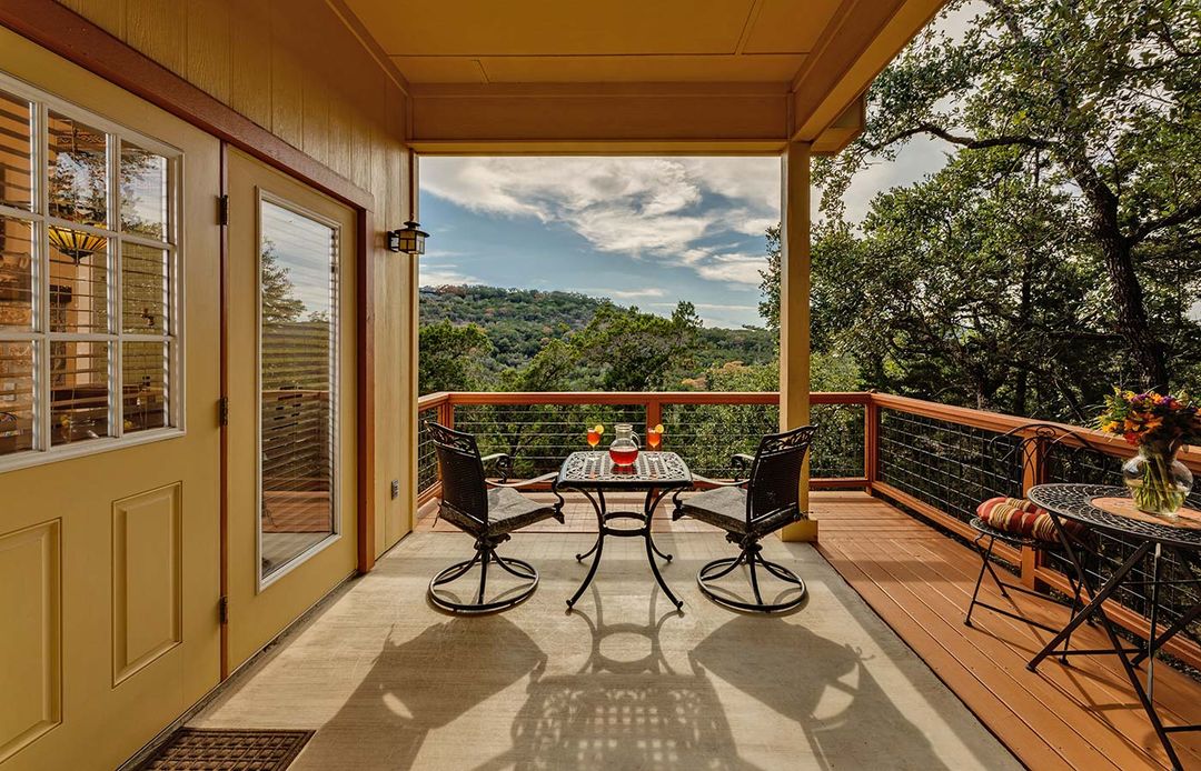 Resort Reservation in Wimberley, TX - Cottage & Suite Rentals