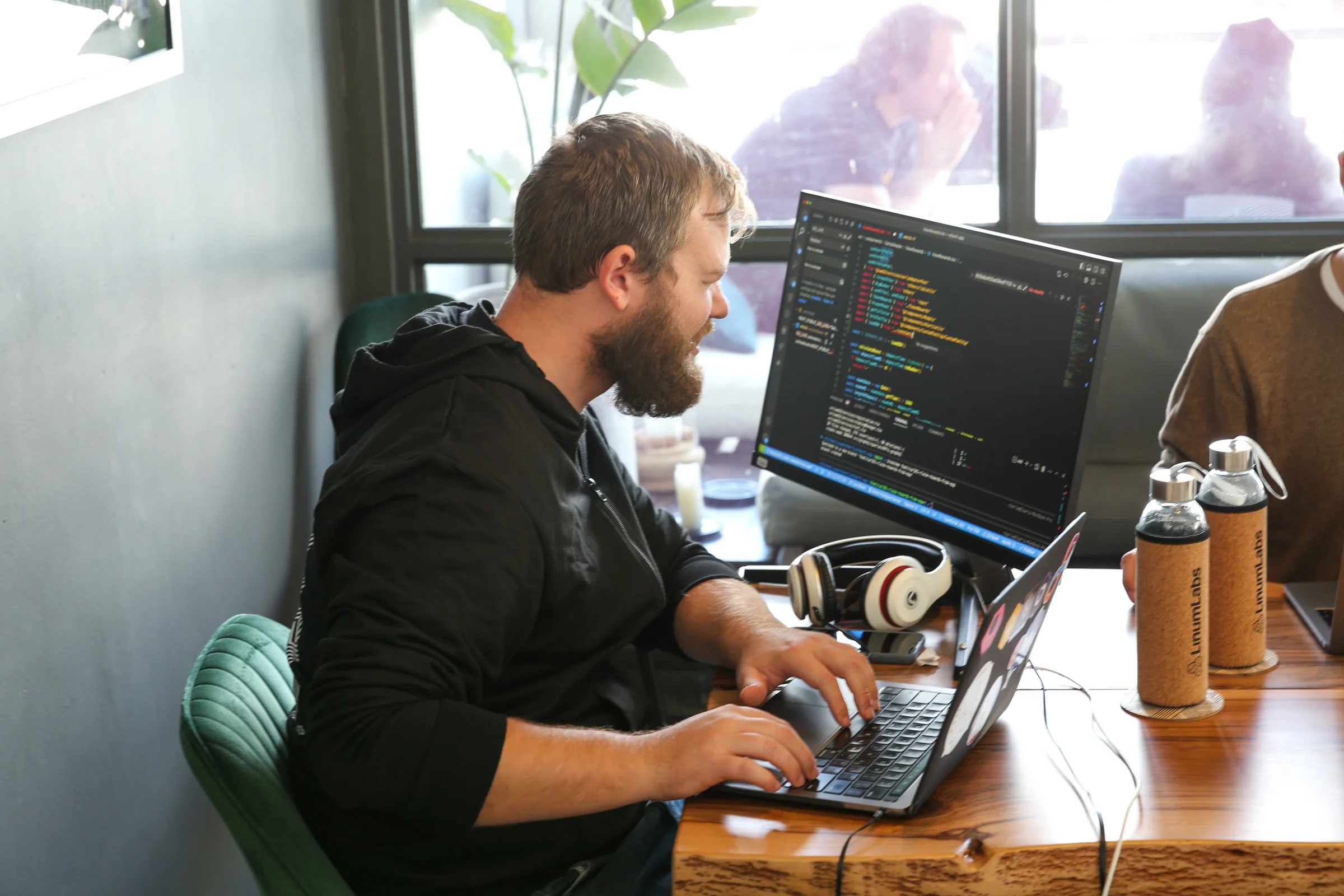 Linum Labs | Services | Blockchain & Web3