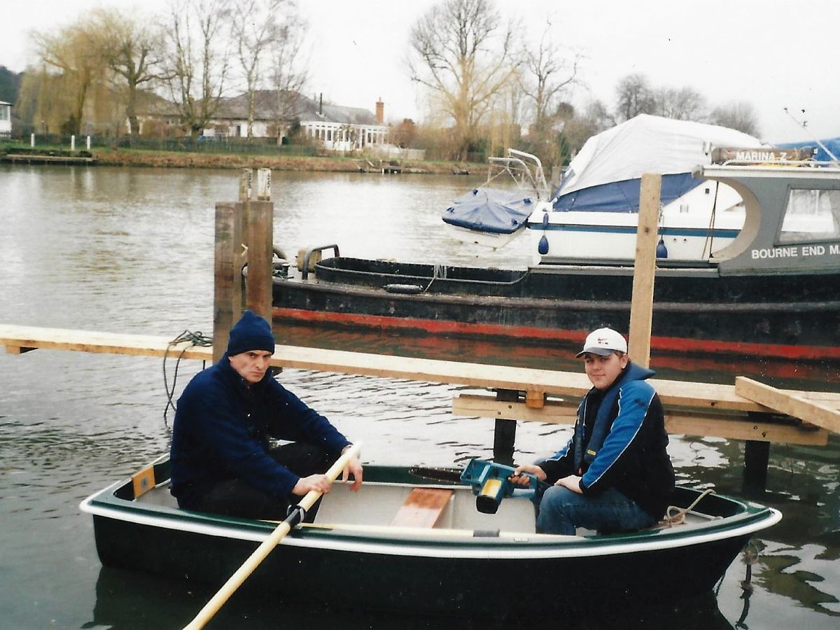 Swan Rowing Boat - Heyland Marine